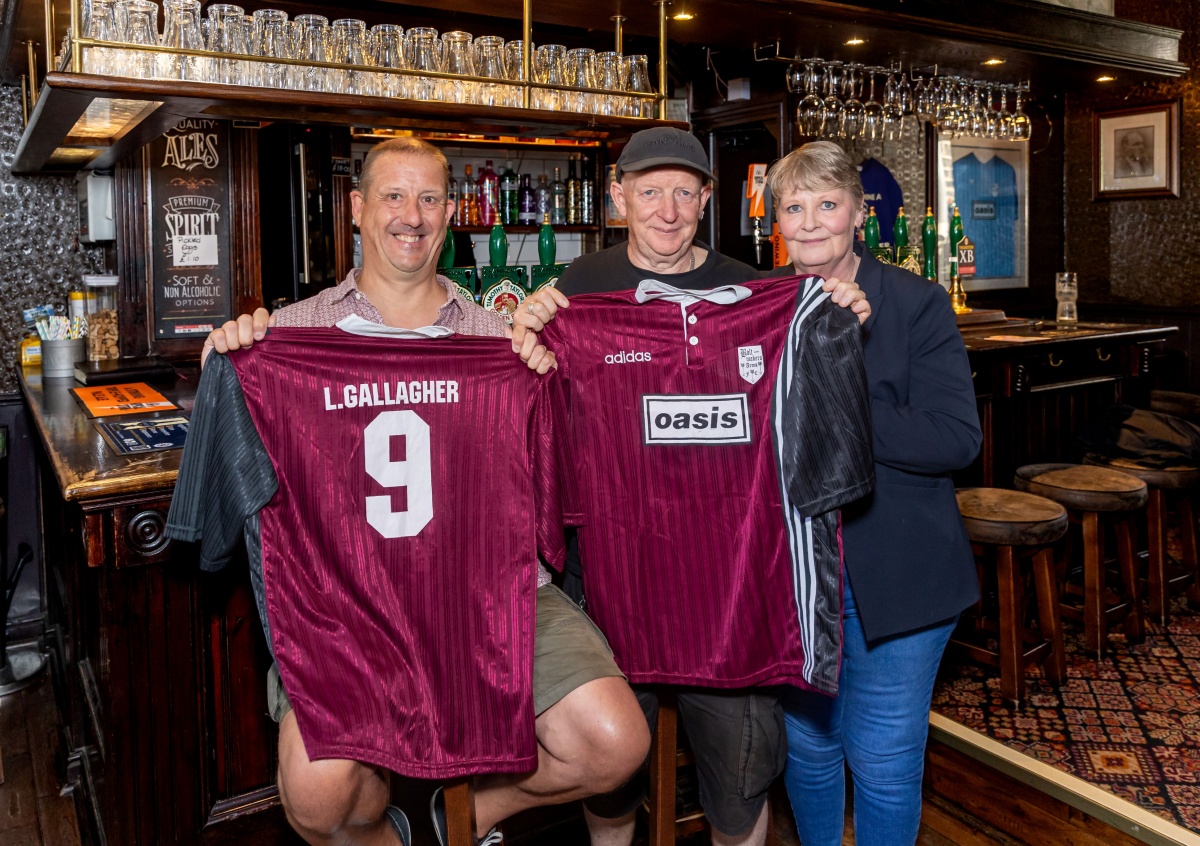 Slide Away to the Boltmakers Arms: When Oasis Sponsored a Pub Football ...